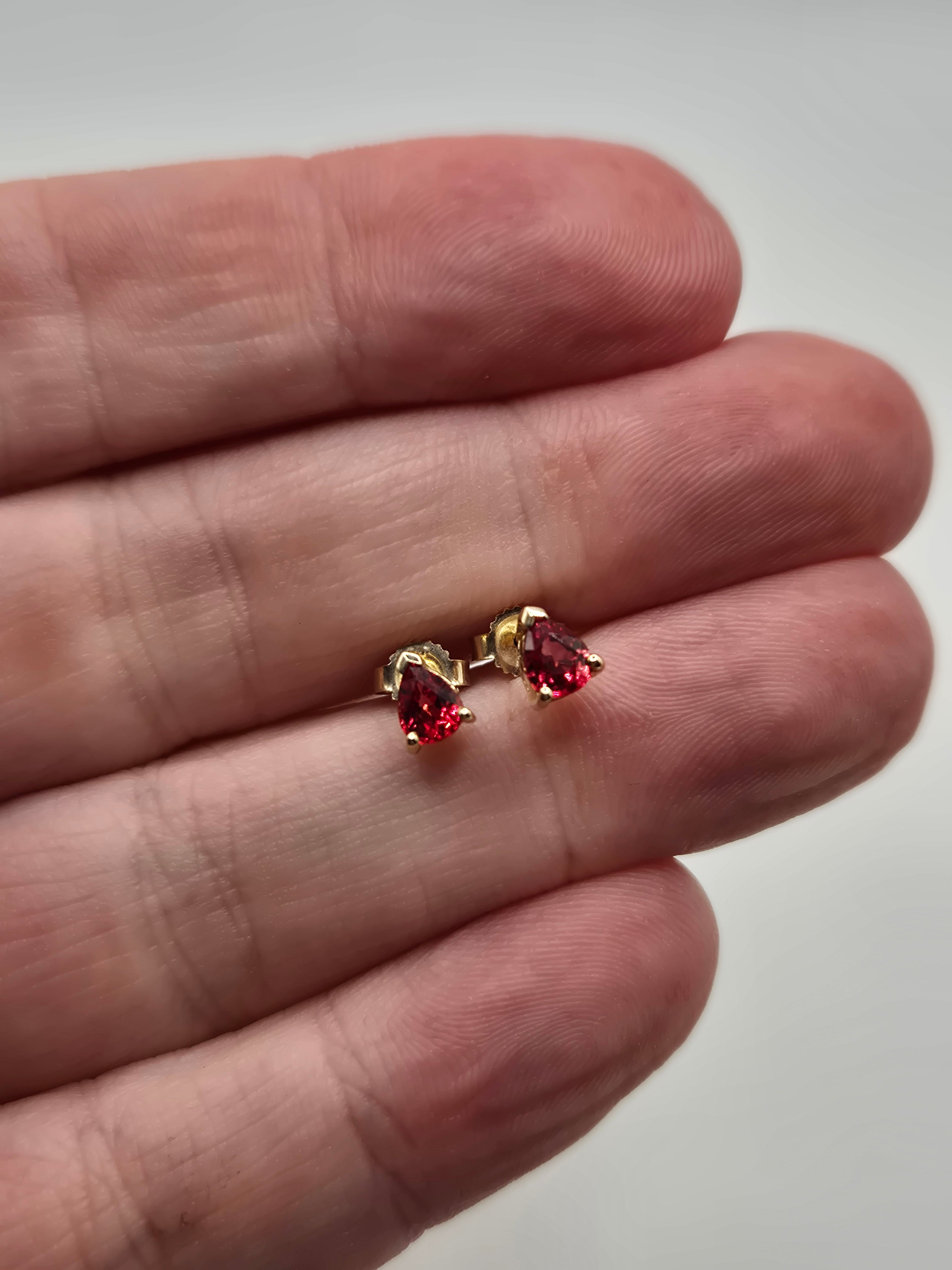 9ct gold tanzanian ruby earrings – GrangeJewellers